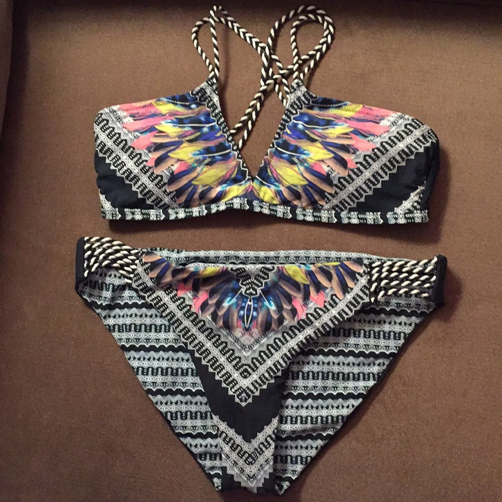 Red Carter Bikini W/ Reversible Bottoms - Gem